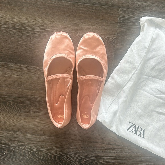 Zara | Shoes | Zara Satin Ballet Flat | Poshmark